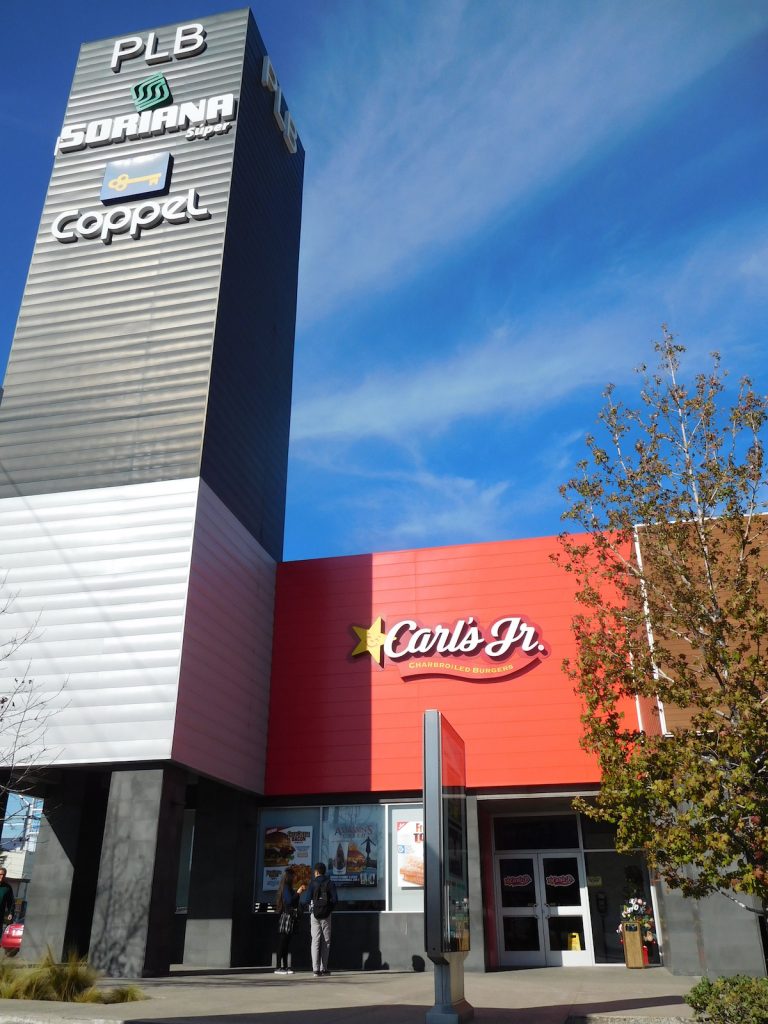 CARL'S JR - Plaza Las Brisas
